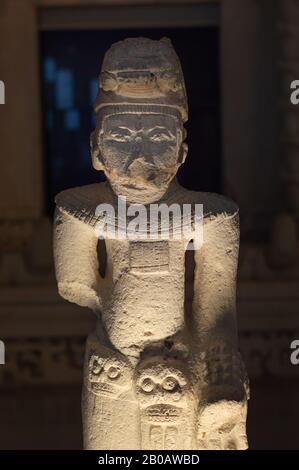 Pre-Columbian stone figure from Colombian ancient indigenous Stock ...