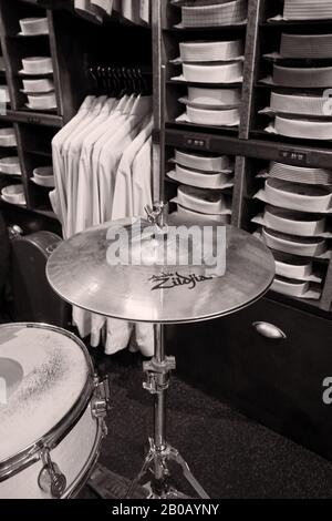 Shelves with musical instruments Stock Photo - Alamy