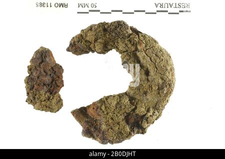 ring, 2 parts, ring, 2 parts, iron, 3,7 x 3,2 cm, x, Netherlands ...