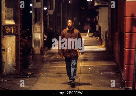 Fallen Year: 1998 USA Denzel Washington, Embeth Davidtz Director ...