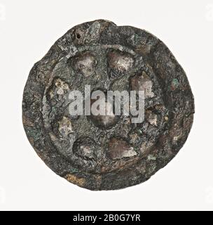 fibula, metal, bronze, vmec, Netherlands, Utrecht, Wijk bij Duurstede ...