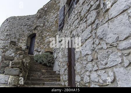 socerb castle dominates the area, slovenia Stock Photo - Alamy