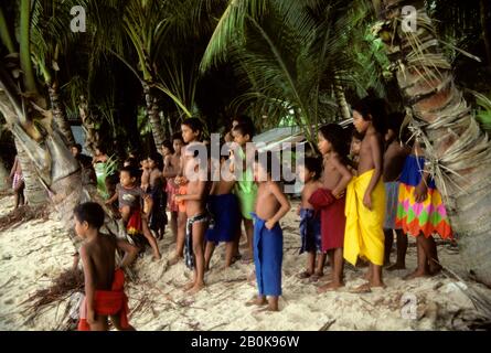 MICRONESIA, CAROLINE ISLS. PULAP ISLAND, PORTRAIT OF NATIVE GIRL Stock ...