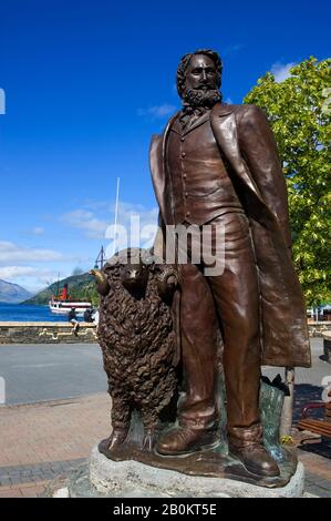 NEW ZEALAND, OCEANIA, SOUTH ISLAND, FIORDLAND NATIONAL PARK, KEA Stock ...