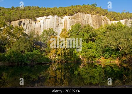 nature trail at the Ozark National Scenic Riverways - Greer Spring ...