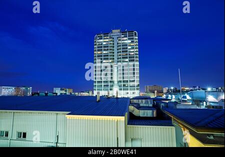Elevated view of Swindon town centre in the snow Stock Photo - Alamy