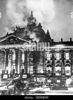 REICHSTAG FIRE 1933 Stock Photo - Alamy