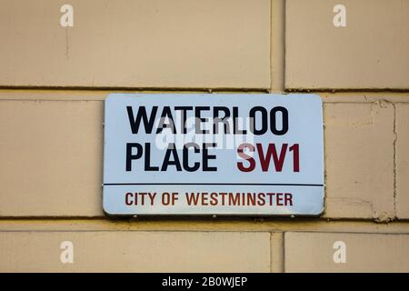 Waterloo Place london SW1 Stock Photo - Alamy