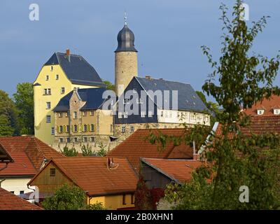 Eisfeld Castle, Eisfeld, Thuringia, Germany Stock Photo - Alamy
