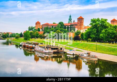 Scenic view of the Wawel Royal Castle on a summer day, Krakow, Poland ...
