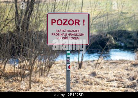BEWARE State Border sign Stock Photo - Alamy