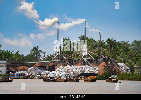 Vietnam, Mekong Delta, Coconut Factory Stock Photo - Alamy