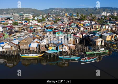 Aerial view of a Badjao community on the outskirts of Cebu City ...