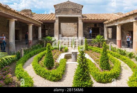 POMPEII, ITALY - Famous Roman villa House of Julia Felix (Praedia di ...