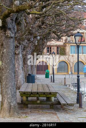 View of port at Lutry, Switzerland Stock Photo - Alamy