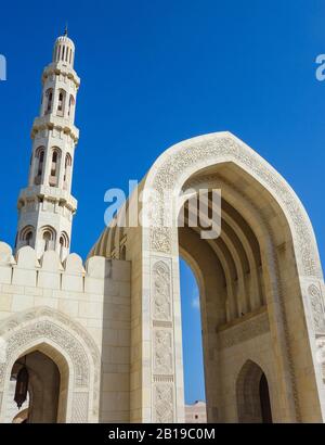 Great Sultan Qabus Mosque Stock Photo - Alamy