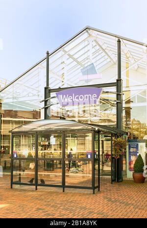 Swindon Designer Outlet Shopping Centre in Wiltshire Stock Photo ...
