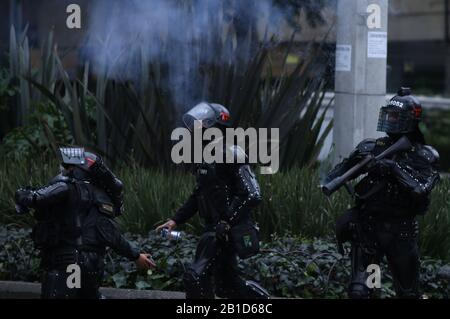 October 10, 2019: Some agents trying to disperse hooded men in ...