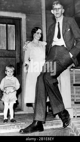 Robert Wadlow, "The Giant of Illinois." Having reached a height of 8 ft ...
