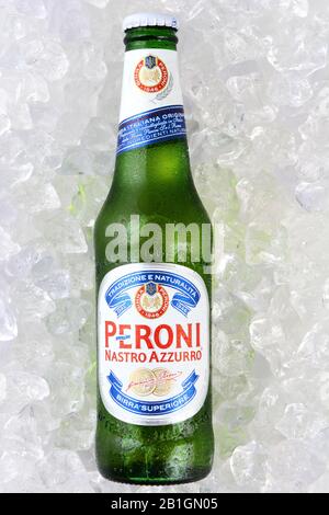 Birra Peroni Bottle Label Stock Photo - Alamy