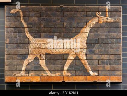 A Babylonian dragon, symbol of the god Marduk Stock Photo - Alamy