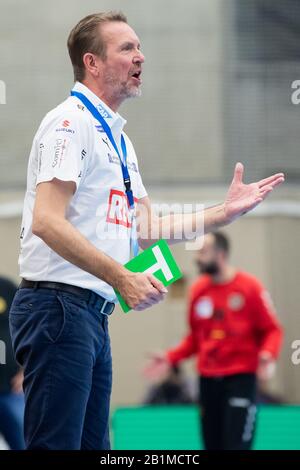 Mannheim, Germany. 26th Feb, 2020. Martin Schwalb, new trainer of the ...