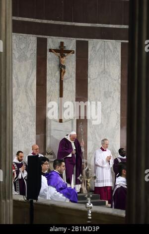 Rome, Italy. 26th Feb, 2020. Pope Francis takes part in the penitential ...
