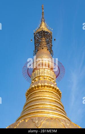 Botataung Paya, Yangon, Myanmar Stock Photo - Alamy