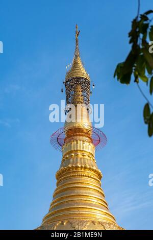 Botataung Paya, Yangon, Myanmar Stock Photo - Alamy