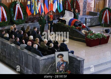 Soviet Defense minister Dmitry Yazov speaks at the 4th session of the ...