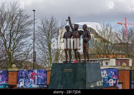 Manchester United Holy Trinity Statue Outside the Old Trafford Stadium ...