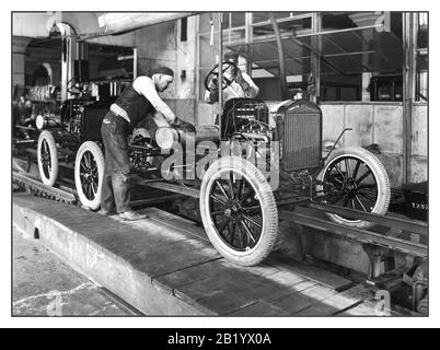 FORD ASSEMBLY LINE at the Highland Park factory, Michigan, in 1913 ...