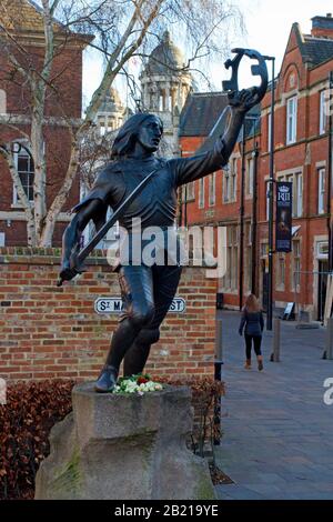 The King Richard III statue by sculpture James Butler standing in the ...