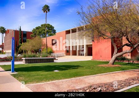 The Ina F Gittings building on the campus of the University of Arizona ...