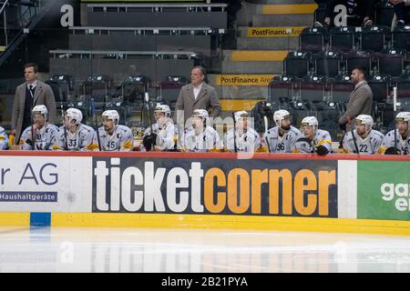 Bern, PostFinance Arena, NL: SC, USA. 15th Feb, 2025. Bern - EHC Kloten ...