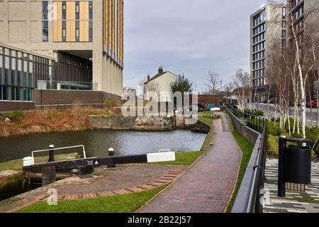 Digbeth Branch Canal at University Locks, Digbeth, Birmingham with ...