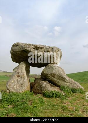 The Devil's Den, the remains of a neolithic burial chamber (or dolmen ...