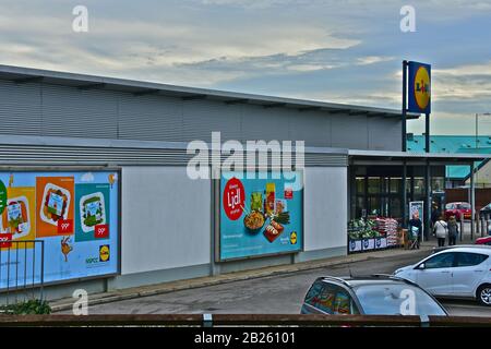 The popular Lidl supermarket at Bridgend Retail Park. Good value retail ...