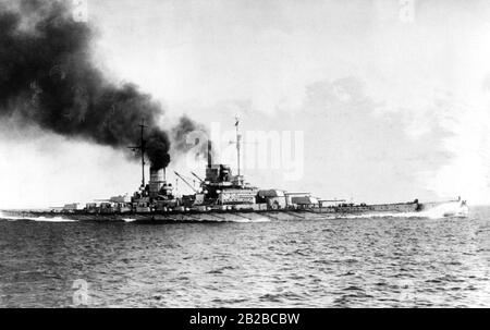 The large cruiser of the Imperial Navy "SMS Roon" in the Bay of Kiel ...