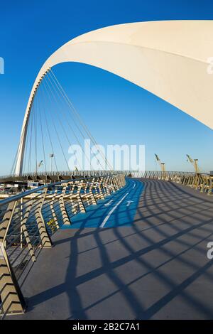 DUBAI, UAE - NOVEMBER 29, 2017: Dubai Water Canal arch bridge Stock ...
