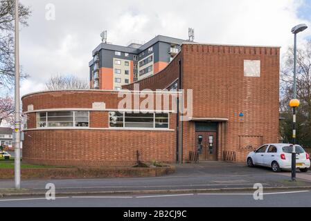 Thimblemill Library in Smethwick, West Midlands was designed in a ...