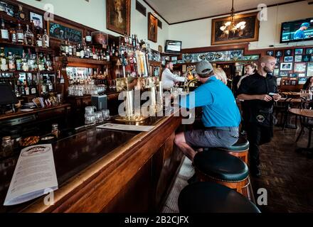 Jakes Famous Crawfish Restaurant, Portland Oregon Stock Photo - Alamy