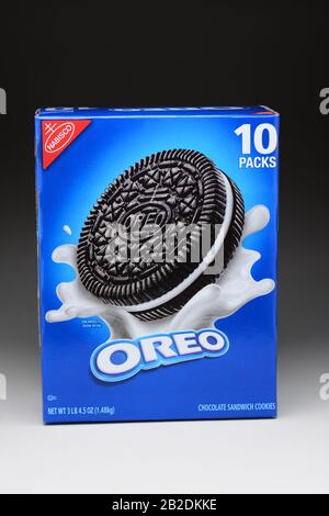 A Box of Oreo cookies Stock Photo - Alamy