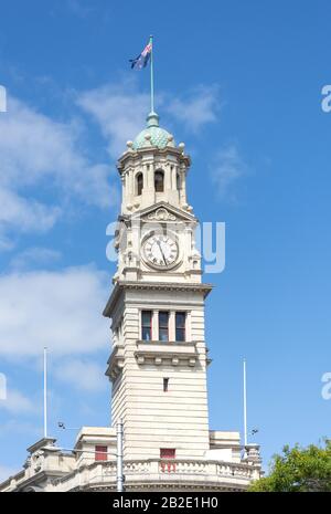 Clock tower of Auckland Town Hall Stock Photo - Alamy