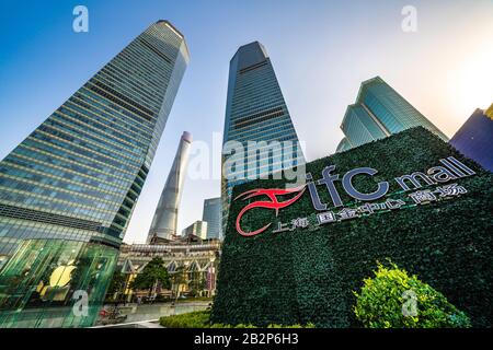IFC Shopping Mall in Pudong, Shanghai, China Stock Photo - Alamy