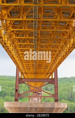 Details of the underside of a suspension bridge Stock Photo - Alamy