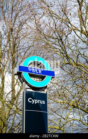 DLR station, Docklands, London, England, UK Stock Photo - Alamy