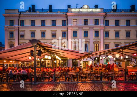Sweden, Southeast Sweden, Linkoping, cafes and bars on Stora torget ...