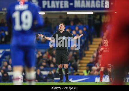 Referee, Chris Kavanagh - Chelsea v Liverpool, Carabao Cup Final ...