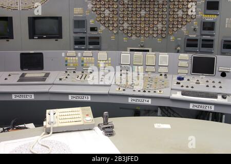 Control room at decommissioned nuclear power plant, Kozlodui, Bulgaria ...